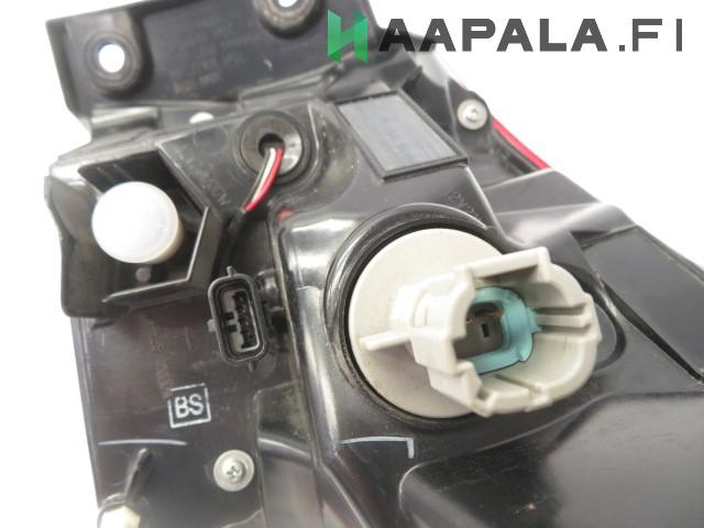 Takavalo vasen Nissan Qashqai (J11E) 1.3 DIG-T 2WD 26555HV00A Tila-auto ...