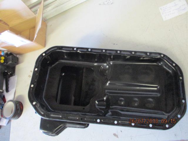 öljypohja UUSI! Toyota Hilux 2.5TD/ 3,0TD 7/2005-2017 12101-30090 UUSI ...